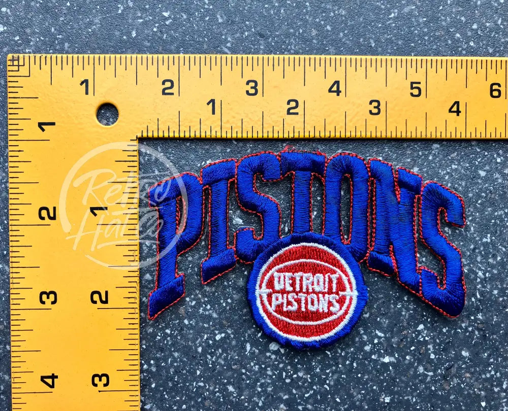 Vintage 90s Detroit Pistons (Blue w/Logo)